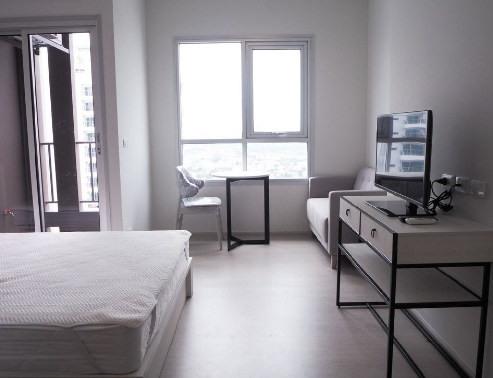 RentcondoBkk | ให้เช่า คอนโด Condo Chapter One Shine Bangpo ห้องมุม ทิศเหนือ ชั้นสูง เครื่องใช้ ...